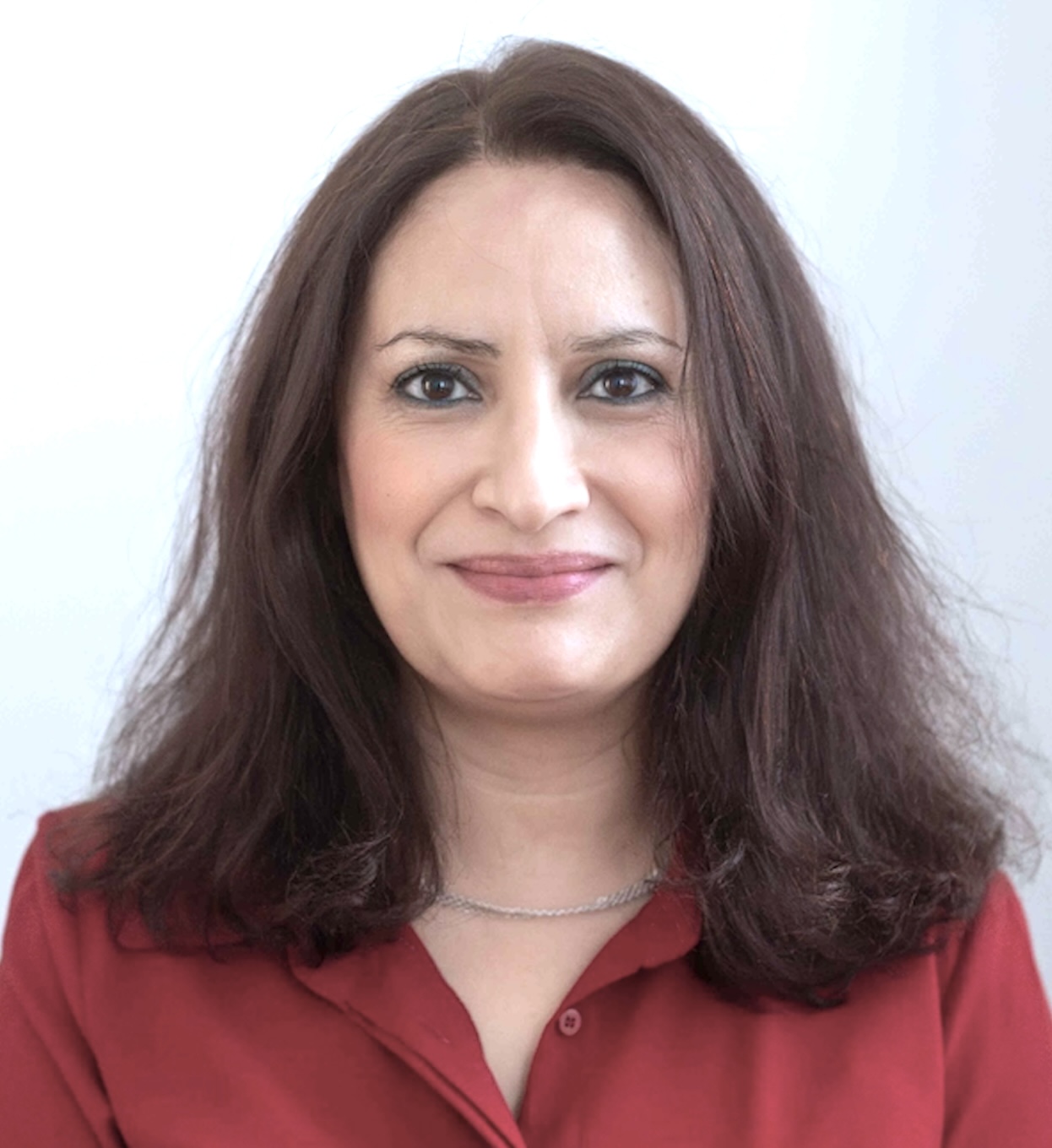 Laura Tahli, psychologue et formatrice accréditée PSSM à Paris